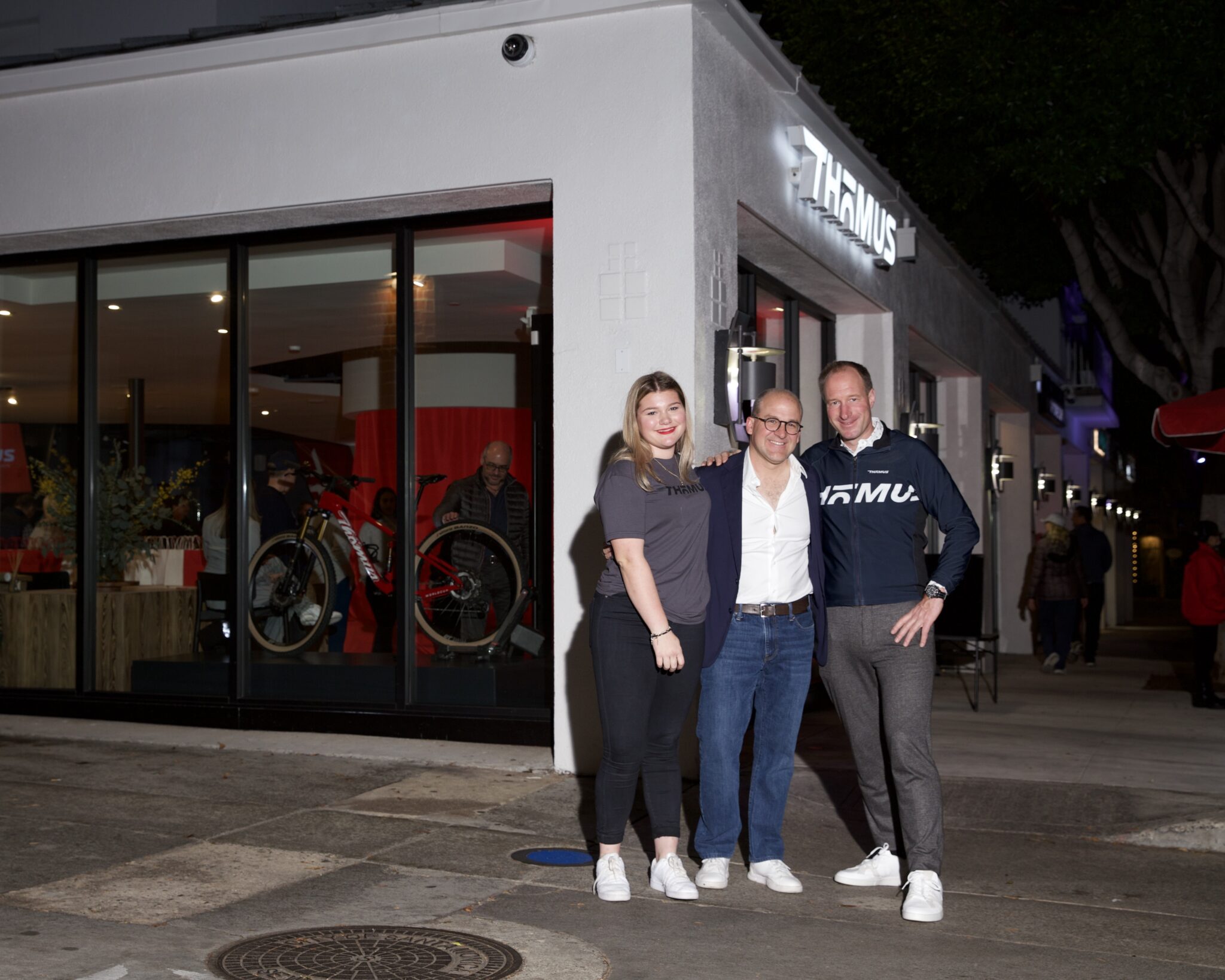 Neues leichtes E-Velo und weitere Standorte • Thömus